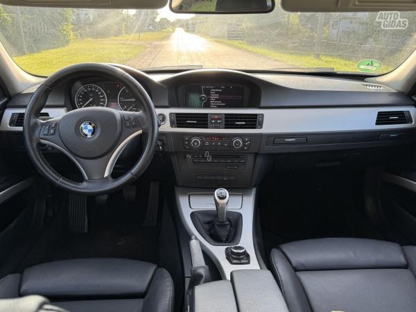 Pelēks BMW 320 2011 Marijampole, ar dzinēja tilpumu 2.00 L un nobraukumu 300 tūkst. km par 3300 €, foto 9 vietnē AUTOMOTO.COM.LV