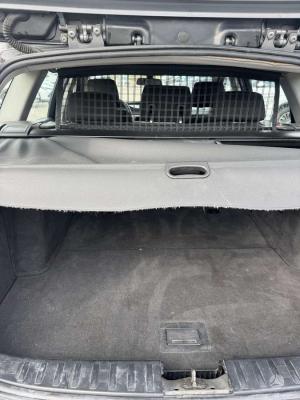 Grey BMW 320 2011 in Panevezys, with an engine capacity of 2.00 L and mileage of 295 thousand km for 3900 €, photo 10 on AUTOMOTO.COM.LV