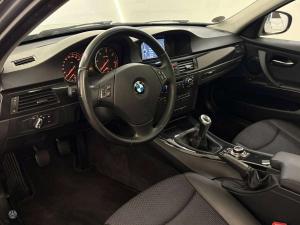 Grey BMW 320 2011 in Marijampole, with an engine capacity of 2.00 L and mileage of 253 thousand km for 4750 €, photo 3 on AUTOMOTO.COM.LV