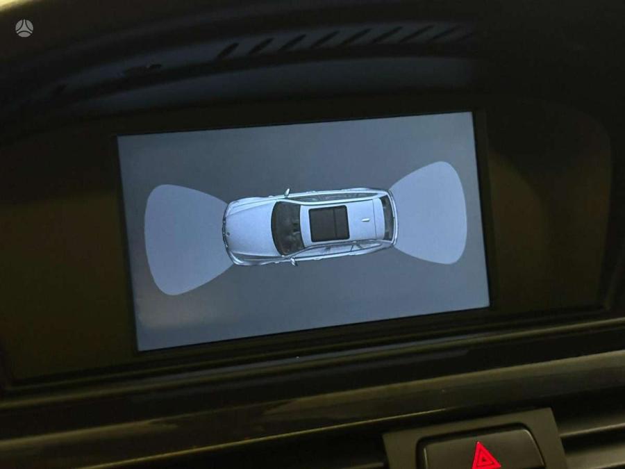 Grey BMW 320 2011 in Marijampole, with an engine capacity of 2.00 L and mileage of 253 thousand km for 4750 €, photo 4 on AUTOMOTO.COM.LV