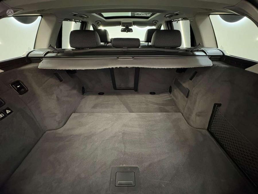 Grey BMW 320 2011 in Marijampole, with an engine capacity of 2.00 L and mileage of 253 thousand km for 4750 €, photo 26 on AUTOMOTO.COM.LV