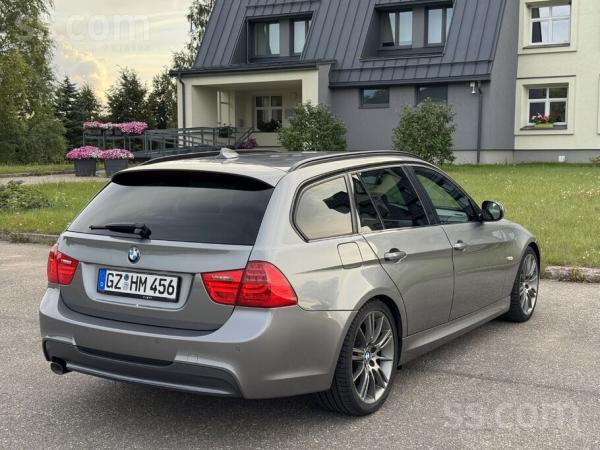 Grey BMW 320 2011 in Cesis, with an engine capacity of 2.00 L and mileage of 291 thousand km for 7150 €, photo 8 on AUTOMOTO.COM.LV