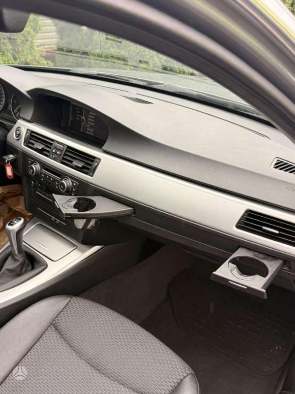 Pelēks BMW 320 2011 Utena, ar dzinēja tilpumu 2.00 L un nobraukumu 255 tūkst. km par 5250 €, foto 7 vietnē AUTOMOTO.COM.LV