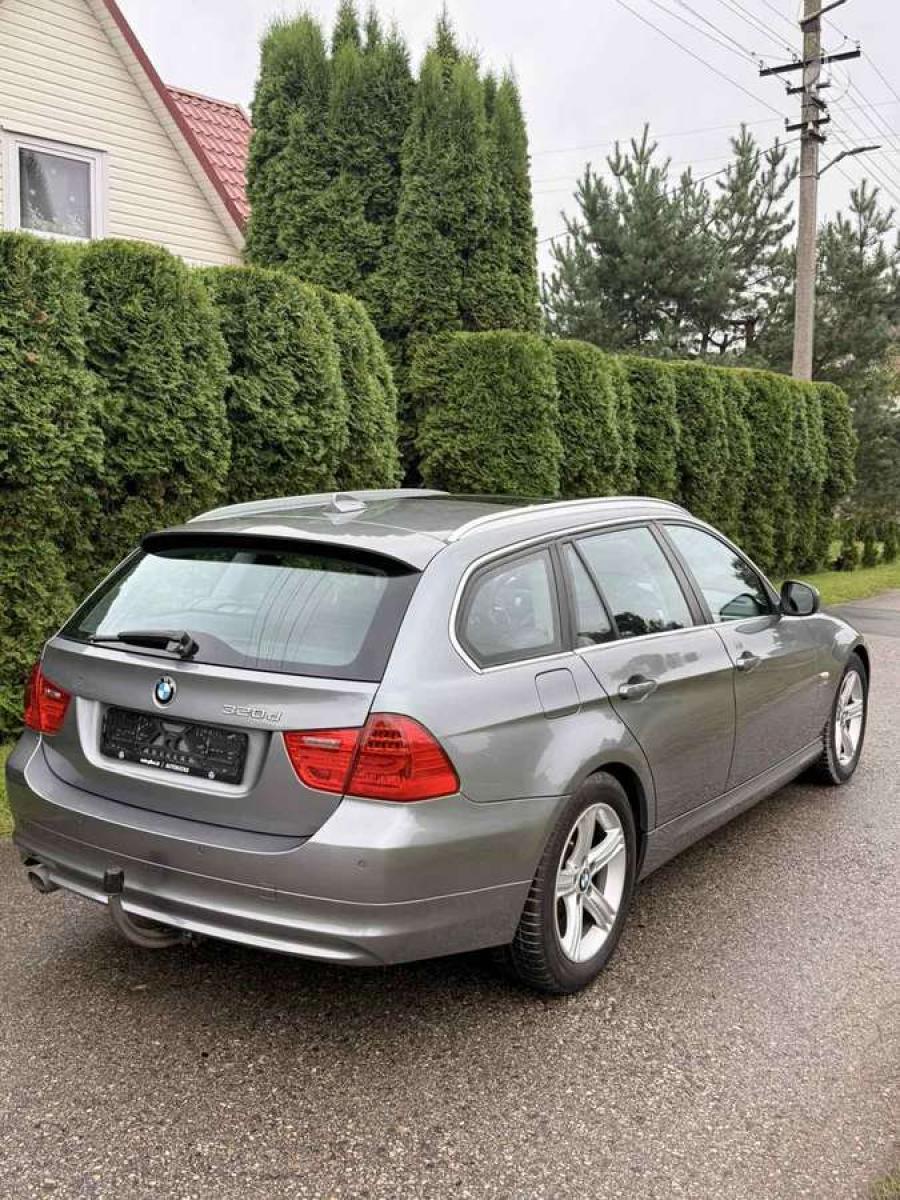 Grey BMW 320 2011 in Utena, with an engine capacity of 2.00 L and mileage of 255 thousand km for 5250 €, photo 24 on AUTOMOTO.COM.LV