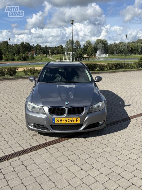 Pelēks BMW 320 2011 Pagėgiai, ar dzinēja tilpumu 2.00 L un nobraukumu 423 tūkst. km par 4000 €, foto 2 vietnē AUTOMOTO.COM.LV