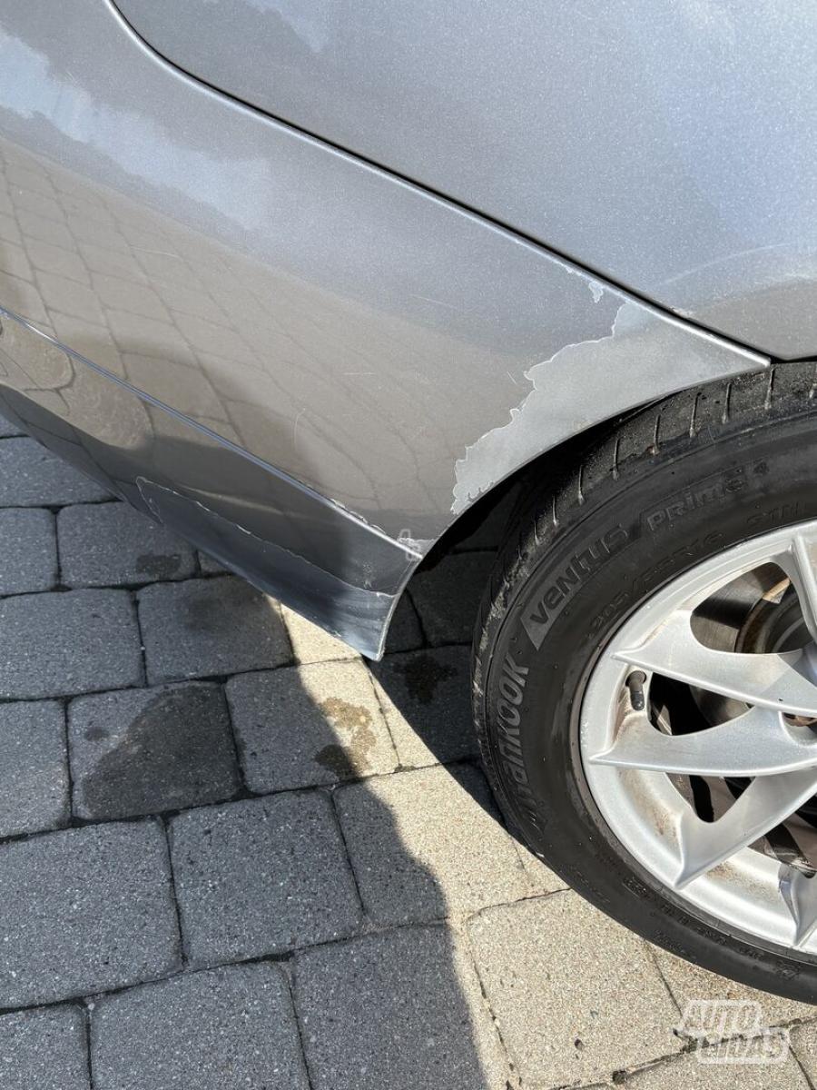 Pelēks BMW 320 2011 Pagėgiai, ar dzinēja tilpumu 2.00 L un nobraukumu 423 tūkst. km par 4000 €, foto 14 vietnē AUTOMOTO.COM.LV