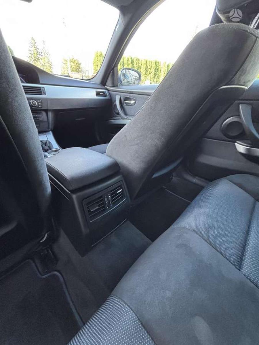 Pelēks BMW 320 2011 Kaišiadorys, ar dzinēja tilpumu 0.00 L un nobraukumu 156 tūkst. km par 4250 €, foto 13 vietnē AUTOMOTO.COM.LV