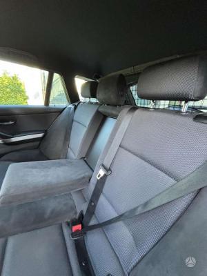 Pelēks BMW 320 2011 Kaišiadorys, ar dzinēja tilpumu 0.00 L un nobraukumu 156 tūkst. km par 4250 €, foto 14 vietnē AUTOMOTO.COM.LV