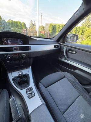 Pelēks BMW 320 2011 Kaišiadorys, ar dzinēja tilpumu 0.00 L un nobraukumu 156 tūkst. km par 4250 €, foto 18 vietnē AUTOMOTO.COM.LV