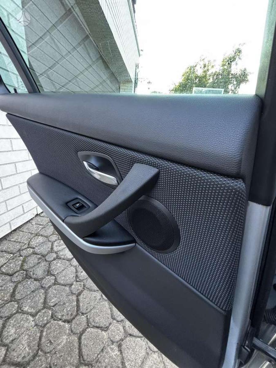 Pelēks BMW 320 2011 Kaišiadorys, ar dzinēja tilpumu 0.00 L un nobraukumu 156 tūkst. km par 4250 €, foto 19 vietnē AUTOMOTO.COM.LV