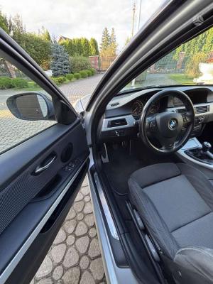 Pelēks BMW 320 2011 Kaišiadorys, ar dzinēja tilpumu 0.00 L un nobraukumu 156 tūkst. km par 4250 €, foto 25 vietnē AUTOMOTO.COM.LV