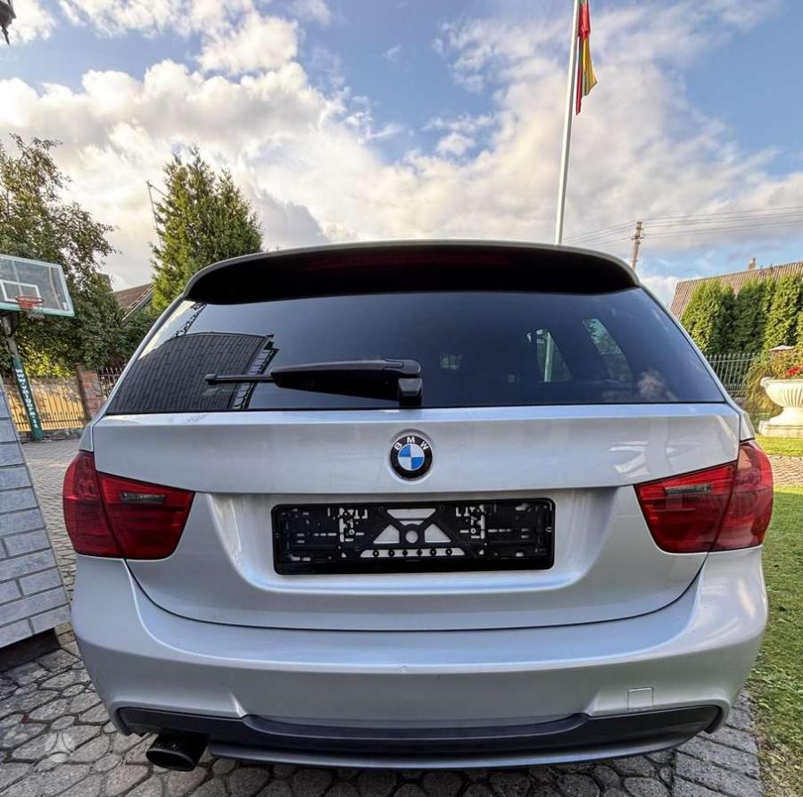 Pelēks BMW 320 2011 Kaišiadorys, ar dzinēja tilpumu 0.00 L un nobraukumu 156 tūkst. km par 4250 €, foto 28 vietnē AUTOMOTO.COM.LV