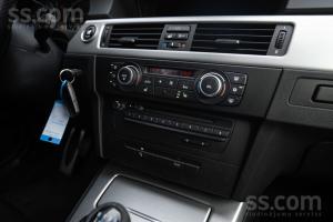 Pelēks BMW 320 2011 Tukums, ar dzinēja tilpumu 2.00 L un nobraukumu 258 tūkst. km par 6995 €, foto 27 vietnē AUTOMOTO.COM.LV