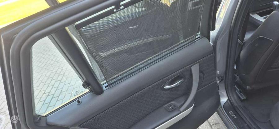 Grey BMW 320 2011 in Kupiskis, with an engine capacity of 2.00 L and mileage of 244 thousand km for 4600 €, photo 10 on AUTOMOTO.COM.LV