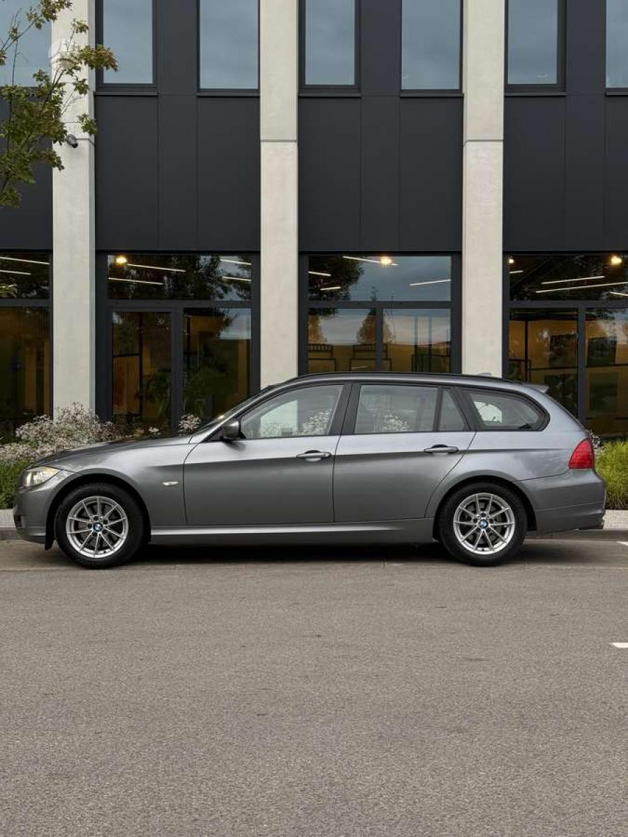 Grey BMW 320 2011 in Vilnius, with an engine capacity of 2.00 L and mileage of 447 thousand km for 2800 €, photo 5 on AUTOMOTO.COM.LV