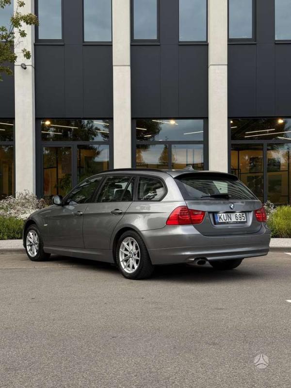 Pelēks BMW 320 2011 Viļņa, ar dzinēja tilpumu 2.00 L un nobraukumu 447 tūkst. km par 2800 €, foto 6 vietnē AUTOMOTO.COM.LV