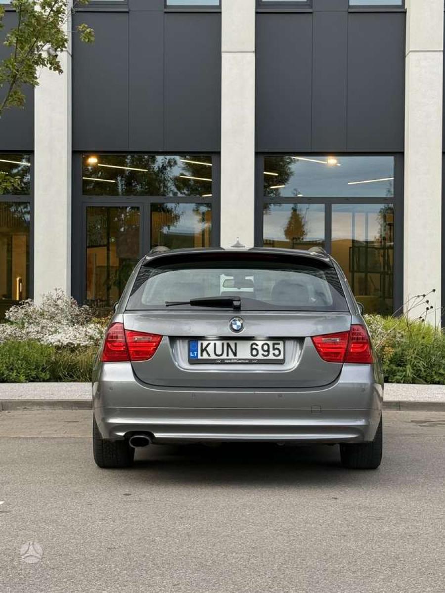 Grey BMW 320 2011 in Vilnius, with an engine capacity of 2.00 L and mileage of 447 thousand km for 2800 €, photo 7 on AUTOMOTO.COM.LV
