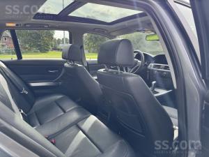Grey BMW 320 2011 in Riga, with an engine capacity of 2.00 L and mileage of 0 thousand km for 4650 €, photo 14 on AUTOMOTO.COM.LV