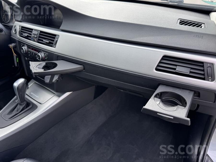 Grey BMW 320 2011 in Riga, with an engine capacity of 2.00 L and mileage of 0 thousand km for 4650 €, photo 18 on AUTOMOTO.COM.LV