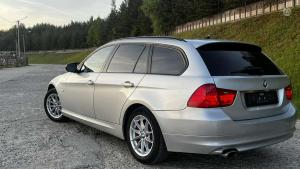 Pelēks BMW 320 2011 Viļņa, ar dzinēja tilpumu 2.00 L un nobraukumu 266 tūkst. km par 3200 €, foto 5 vietnē AUTOMOTO.COM.LV