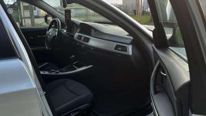 Pelēks BMW 320 2011 Viļņa, ar dzinēja tilpumu 2.00 L un nobraukumu 266 tūkst. km par 3200 €, foto 12 vietnē AUTOMOTO.COM.LV