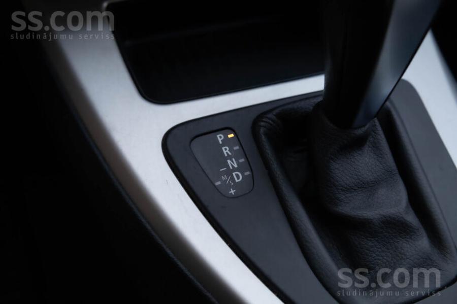 Pelēks BMW 320 2011 Rīga, ar dzinēja tilpumu 2.00 L un nobraukumu 311 tūkst. km par 5490 €, foto 13 vietnē AUTOMOTO.COM.LV