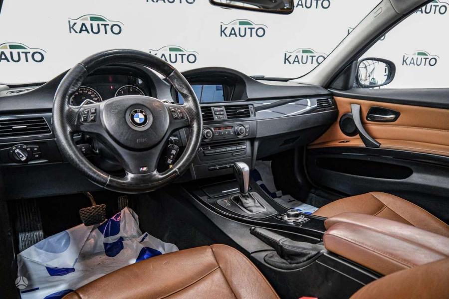 Серый БМВ 320 2011 в Каунас, объемом двигателя 2.00 л и пробегом 275 тыс. км за 6890 €, фото 8 на AUTOMOTO.COM.LV