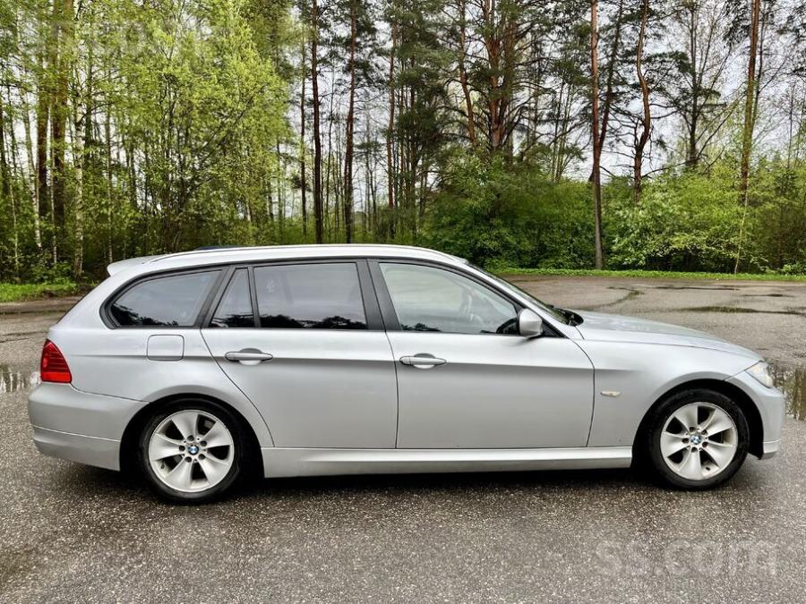 Pelēks BMW 320 2012 Rīga, ar dzinēja tilpumu 2.50 L un nobraukumu 243 tūkst. km par 550 €, foto 4 vietnē AUTOMOTO.COM.LV