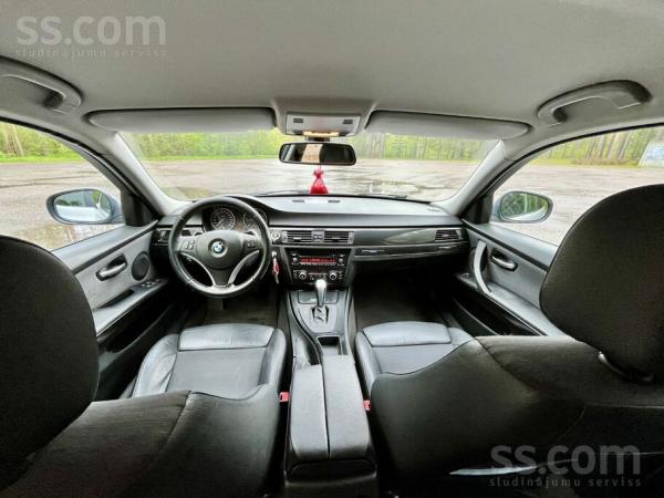 Grey BMW 320 2012 in Riga, with an engine capacity of 2.50 L and mileage of 243 thousand km for 550 €, photo 5 on AUTOMOTO.COM.LV