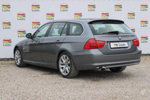 Grey BMW 320 2012 in Vilnius, with an engine capacity of 2.00 L and mileage of 291 thousand km for 5390 €, photo 4 on AUTOMOTO.COM.LV