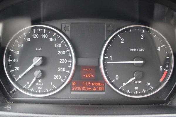 Grey BMW 320 2012 in Vilnius, with an engine capacity of 2.00 L and mileage of 291 thousand km for 5390 €, photo 7 on AUTOMOTO.COM.LV