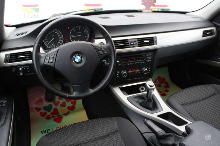 Pelēks BMW 320 2012 Viļņa, ar dzinēja tilpumu 2.00 L un nobraukumu 291 tūkst. km par 5390 €, foto 5 vietnē AUTOMOTO.COM.LV