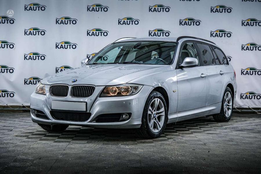 Grey BMW 320 2012 in Kaunas, with an engine capacity of 2.00 L and mileage of 295 thousand km for 5990 €, photo 1 on AUTOMOTO.COM.LV