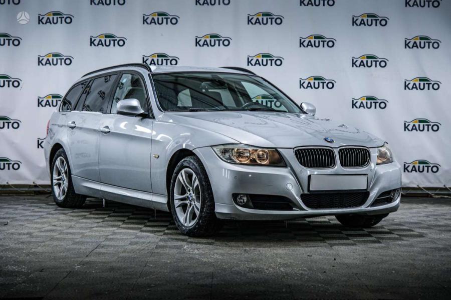 Grey BMW 320 2012 in Kaunas, with an engine capacity of 2.00 L and mileage of 295 thousand km for 5990 €, photo 2 on AUTOMOTO.COM.LV