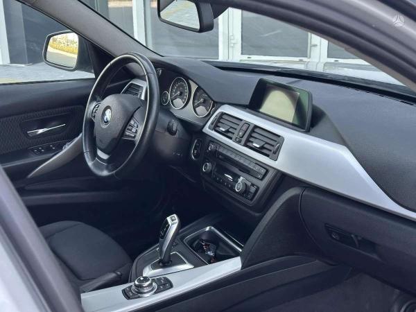 Pelēks BMW 320 2012 Viļņa, ar dzinēja tilpumu 2.00 L un nobraukumu 364 tūkst. km par 7500 €, foto 7 vietnē AUTOMOTO.COM.LV