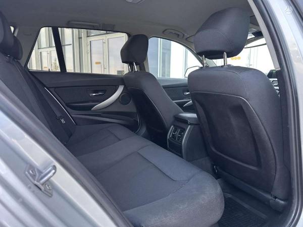 Pelēks BMW 320 2012 Viļņa, ar dzinēja tilpumu 2.00 L un nobraukumu 364 tūkst. km par 7500 €, foto 10 vietnē AUTOMOTO.COM.LV