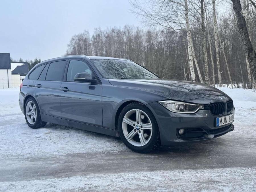 Grey BMW 320 2012 in Vilnius, with an engine capacity of 0.00 L and mileage of 263 thousand km for 7500 €, photo 1 on AUTOMOTO.COM.LV