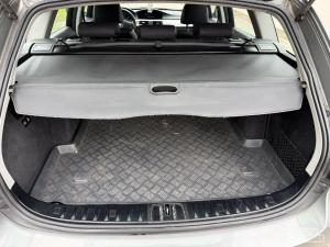 Pelēks BMW 320 2012 Marijampole, ar dzinēja tilpumu 2.00 L un nobraukumu 243 tūkst. km par 3150 €, foto 15 vietnē AUTOMOTO.COM.LV