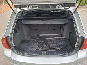 Grey BMW 320 2012 in Raseiniai, with an engine capacity of 2.00 L and mileage of 249 thousand km for 4600 €, photo 12 on AUTOMOTO.COM.LV