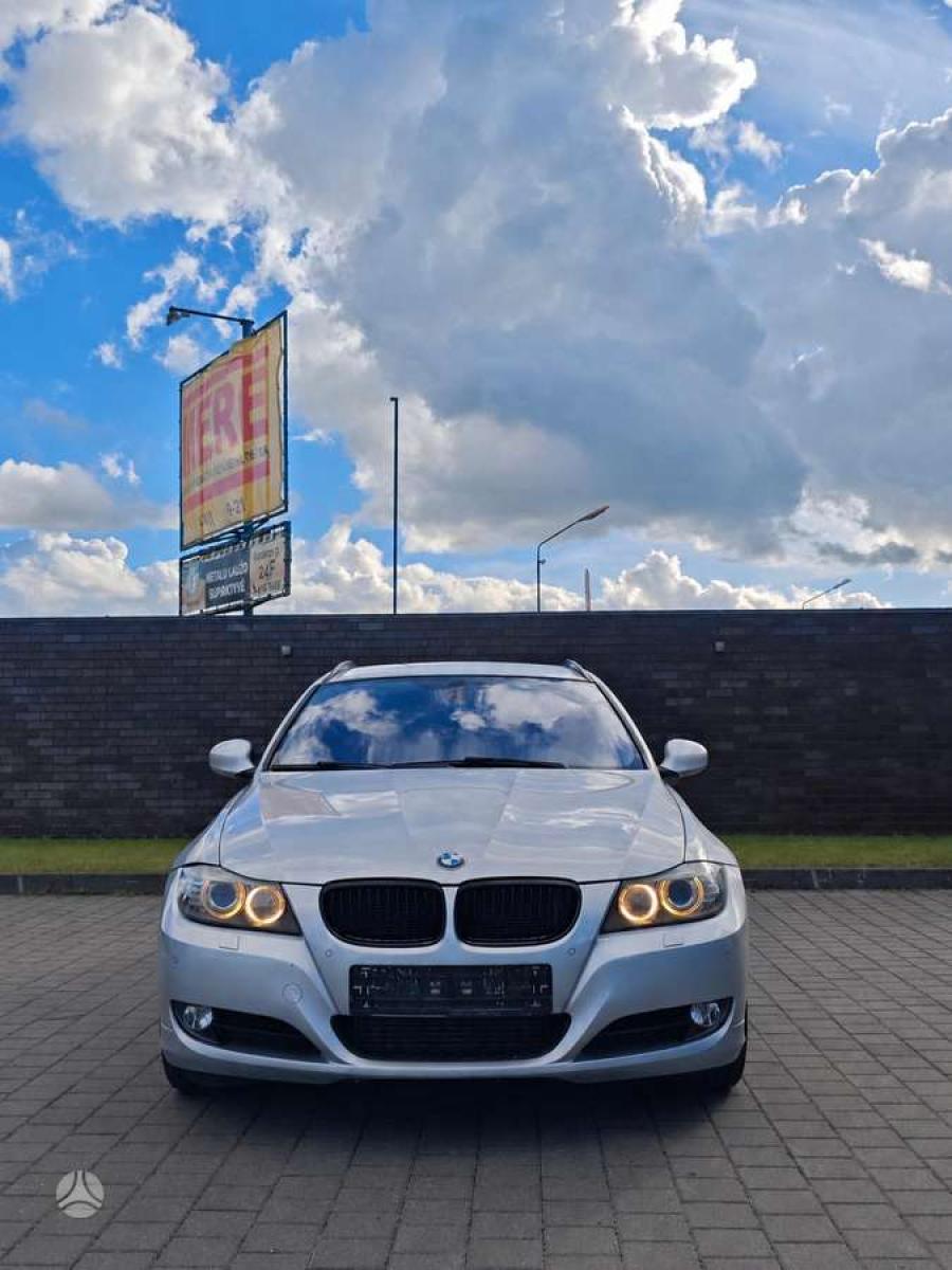 Grey BMW 320 2012 in Marijampole, with an engine capacity of 2.00 L and mileage of 270 thousand km for 5100 €, photo 1 on AUTOMOTO.COM.LV