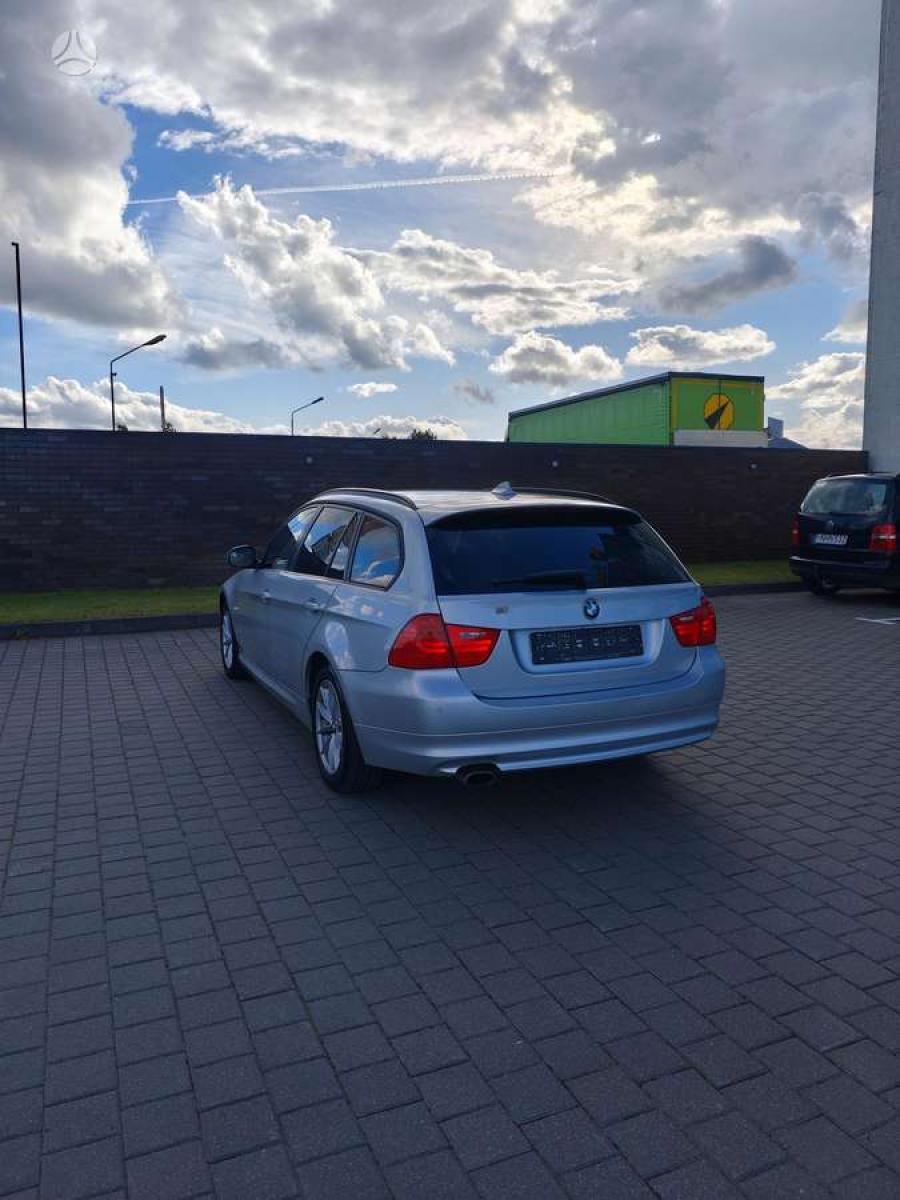 Grey BMW 320 2012 in Marijampole, with an engine capacity of 2.00 L and mileage of 270 thousand km for 5100 €, photo 7 on AUTOMOTO.COM.LV