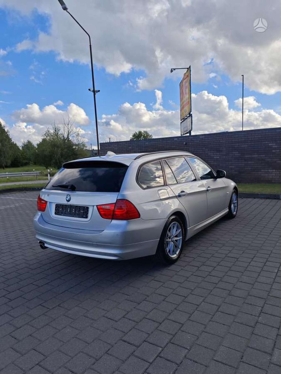 Grey BMW 320 2012 in Marijampole, with an engine capacity of 2.00 L and mileage of 270 thousand km for 5100 €, photo 8 on AUTOMOTO.COM.LV