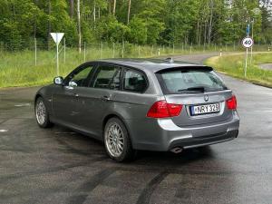 Grey BMW 320 2012 in Vilnius, with an engine capacity of 2.00 L and mileage of 284 thousand km for 4200 €, photo 5 on AUTOMOTO.COM.LV