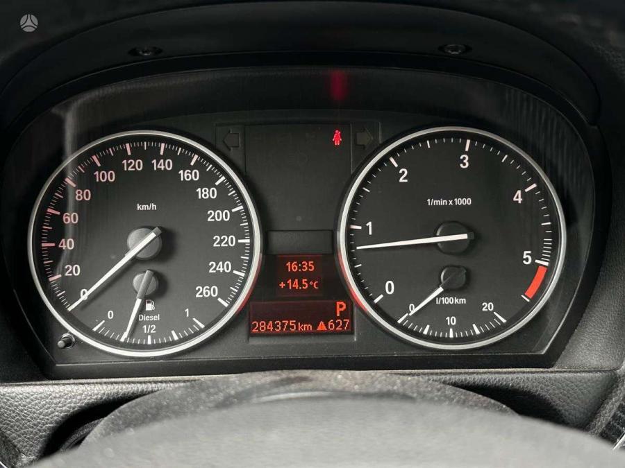 Grey BMW 320 2012 in Vilnius, with an engine capacity of 2.00 L and mileage of 284 thousand km for 4200 €, photo 15 on AUTOMOTO.COM.LV