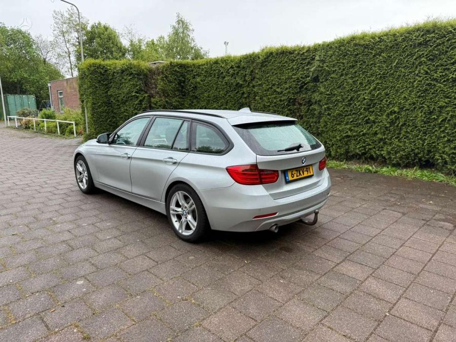 Grey BMW 320 2012 in Kaunas, with an engine capacity of 2.00 L and mileage of 265 thousand km for 5150 €, photo 3 on AUTOMOTO.COM.LV