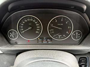 Grey BMW 320 2012 in Kaunas, with an engine capacity of 2.00 L and mileage of 265 thousand km for 5150 €, photo 12 on AUTOMOTO.COM.LV