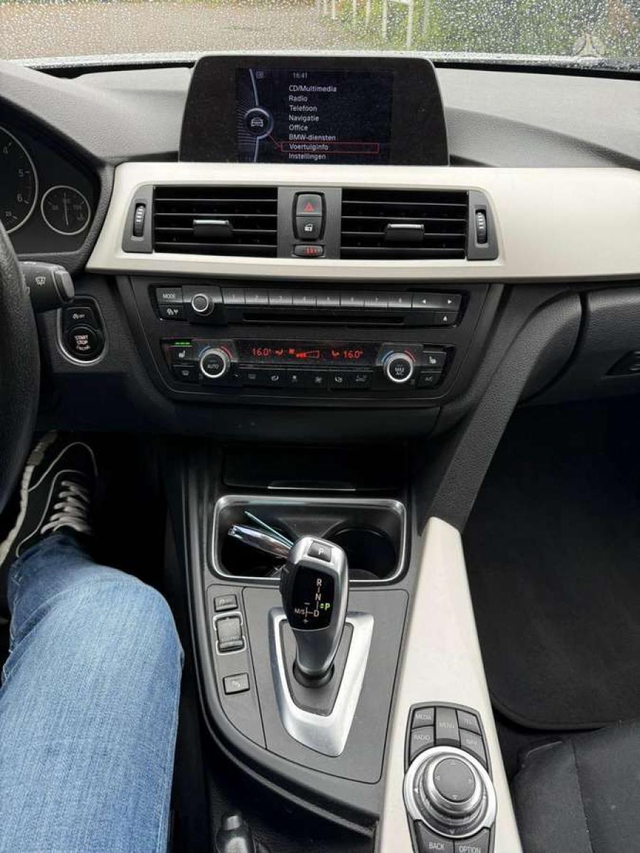Grey BMW 320 2012 in Kaunas, with an engine capacity of 2.00 L and mileage of 265 thousand km for 5150 €, photo 13 on AUTOMOTO.COM.LV