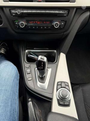 Grey BMW 320 2012 in Kaunas, with an engine capacity of 2.00 L and mileage of 265 thousand km for 5150 €, photo 18 on AUTOMOTO.COM.LV