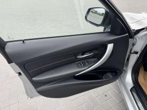 Grey BMW 320 2012 in Telschi, with an engine capacity of 2.00 L and mileage of 235 thousand km for 8700 €, photo 21 on AUTOMOTO.COM.LV