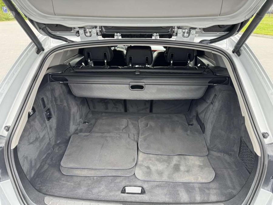 Grey BMW 320 2012 in Telschi, with an engine capacity of 2.00 L and mileage of 235 thousand km for 8700 €, photo 23 on AUTOMOTO.COM.LV